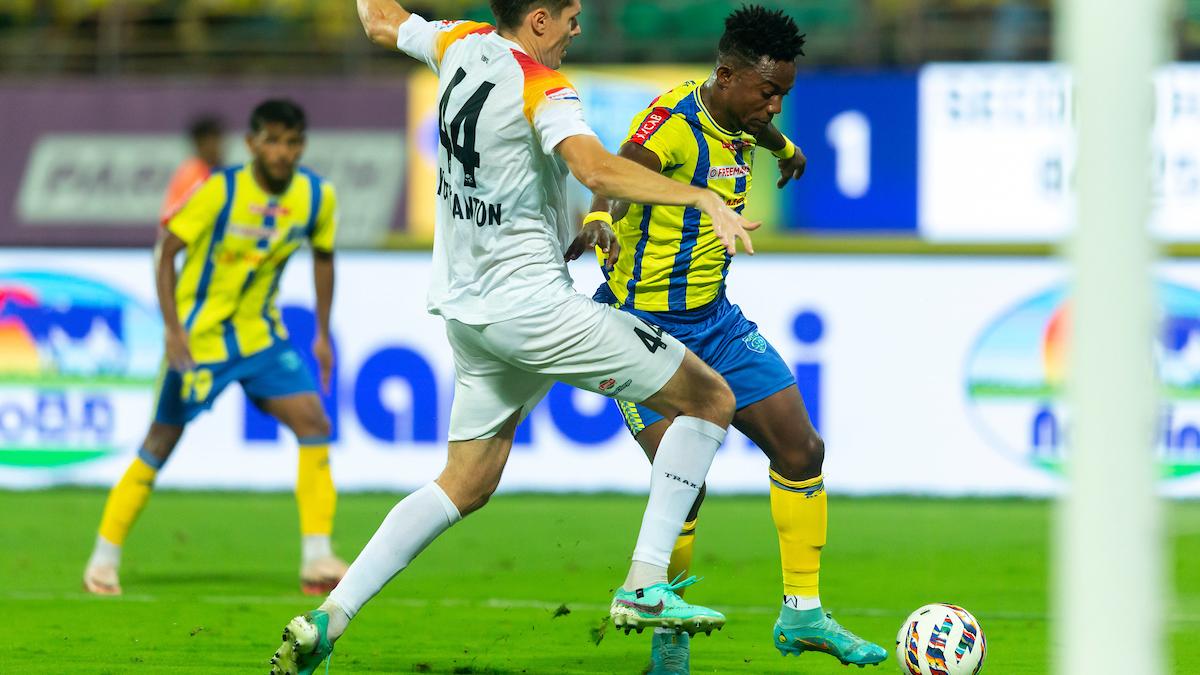 ISL 2024-25: Peprah spoils East Bengal’s party, earns 2-1 win for Kerala Blasters in Kochi ...